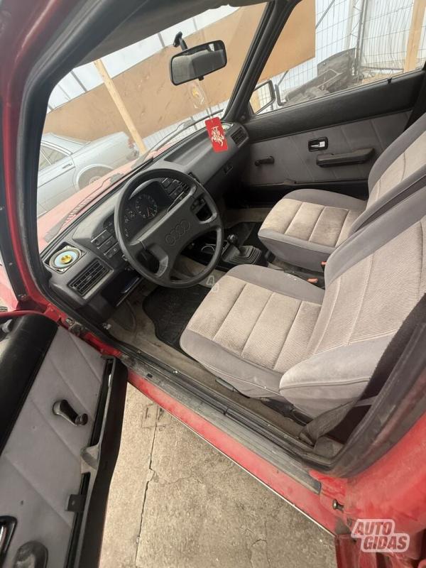Audi 80 1985 Marijampole, ar dzinēja tilpumu 1.60 L un nobraukumu 333 tūkst. km par 2200 €, foto 9 vietnē AUTOMOTO.COM.LV