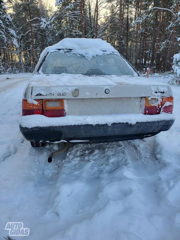 Audi 80 1986 in Vilnius, with an engine capacity of 1.60 L and mileage of 208 thousand km for 420 €, photo 9 on AUTOMOTO.COM.LV