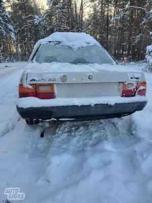 Audi 80 1986 Viļņa, ar dzinēja tilpumu 1.60 L un nobraukumu 208 tūkst. km par 420 €, foto 9 vietnē AUTOMOTO.COM.LV
