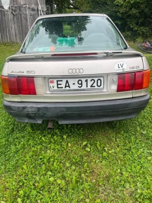 Audi 80 1988 in Aluksne, with an engine capacity of 1.80 L and mileage of 230 thousand km for 700 €, photo 3 on AUTOMOTO.COM.LV