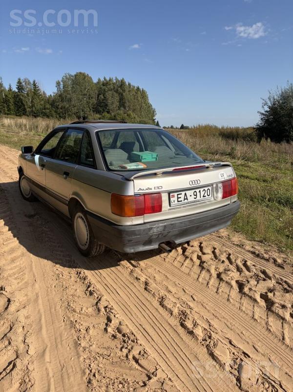 Audi 80 1988 in Aluksne, with an engine capacity of 1.80 L and mileage of 219 thousand km for 950 €, photo 6 on AUTOMOTO.COM.LV