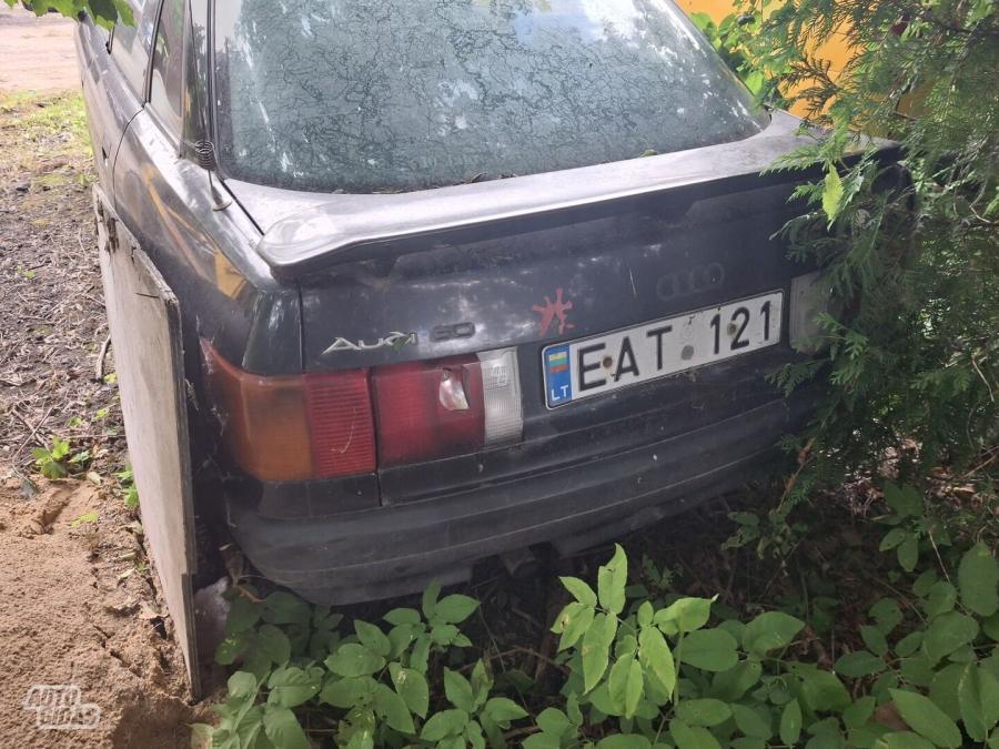 Audi 80 1989 in Joniskis, with an engine capacity of 1.80 L and mileage of 300 thousand km for 350 €, photo 7 on AUTOMOTO.COM.LV