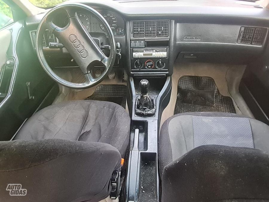 Audi 80 1990 in Joniskis, with an engine capacity of 1.90 L and mileage of 397 thousand km for 550 €, photo 9 on AUTOMOTO.COM.LV