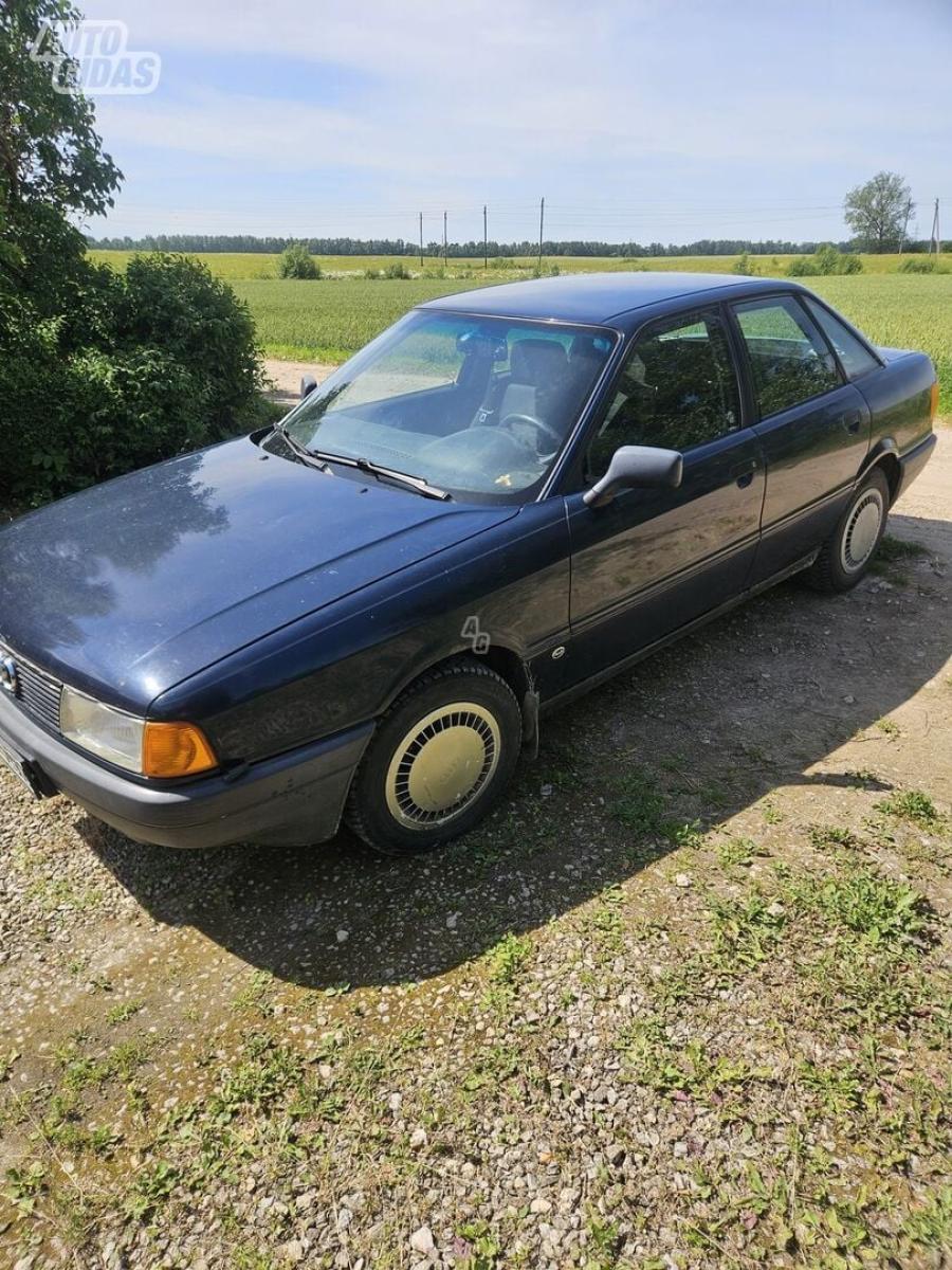 Audi 80 1990 in Radviliskis, with an engine capacity of 1.60 L and mileage of 250 thousand km for 600 €, photo 7 on AUTOMOTO.COM.LV