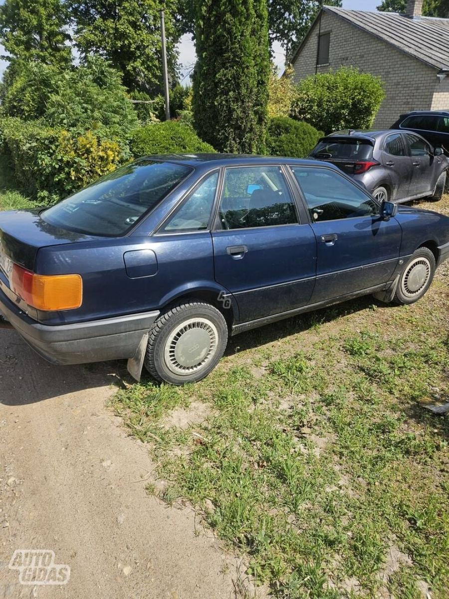 Audi 80 1990 in Radviliskis, with an engine capacity of 1.60 L and mileage of 250 thousand km for 600 €, photo 9 on AUTOMOTO.COM.LV