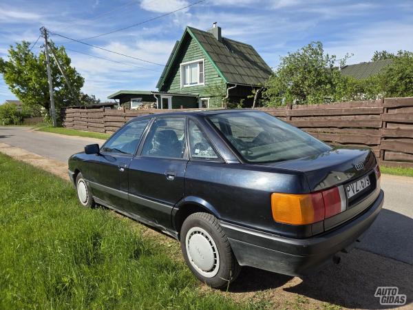 Audi 80 1990 in Vilnius, with an engine capacity of 2.00 L and mileage of 252 thousand km for 1450 €, photo 4 on AUTOMOTO.COM.LV