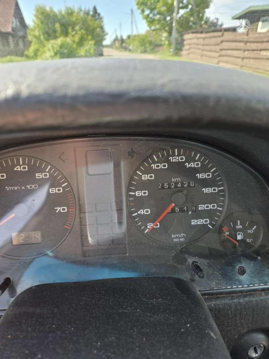 Audi 80 1990 Viļņa, ar dzinēja tilpumu 1.98 L un nobraukumu 252 tūkst. km par 1250 €, foto 11 vietnē AUTOMOTO.COM.LV