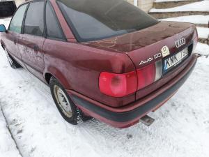 Audi 80 1992 in Kaunas, with an engine capacity of 2.00 L and mileage of 123 thousand km for 650 €, photo 4 on AUTOMOTO.COM.LV