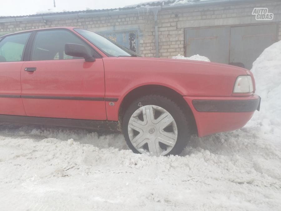 Audi 80 1992 Telšiai, ar dzinēja tilpumu 2.00 L un nobraukumu 379 tūkst. km par 700 €, foto 7 vietnē AUTOMOTO.COM.LV