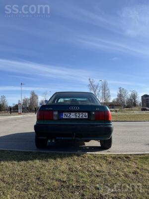 Audi 80 1992 in Cesis, with an engine capacity of 1.90 L and mileage of 386 thousand km for 1490 €, photo 3 on AUTOMOTO.COM.LV
