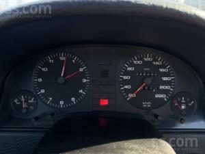 Audi 80 1992 in Cesis, with an engine capacity of 1.90 L and mileage of 386 thousand km for 1490 €, photo 8 on AUTOMOTO.COM.LV