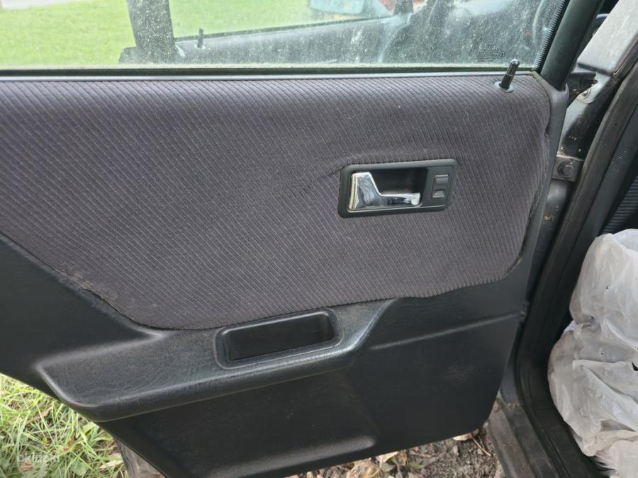Audi 80 1992 Tallina, ar dzinēja tilpumu 1.90 L un nobraukumu 0 tūkst. km par 850 €, foto 27 vietnē AUTOMOTO.COM.LV