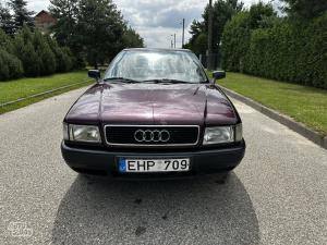 Audi 80 1992 Viļņa, ar dzinēja tilpumu 2.00 L un nobraukumu 189 tūkst. km par 1000 €, foto 3 vietnē AUTOMOTO.COM.LV