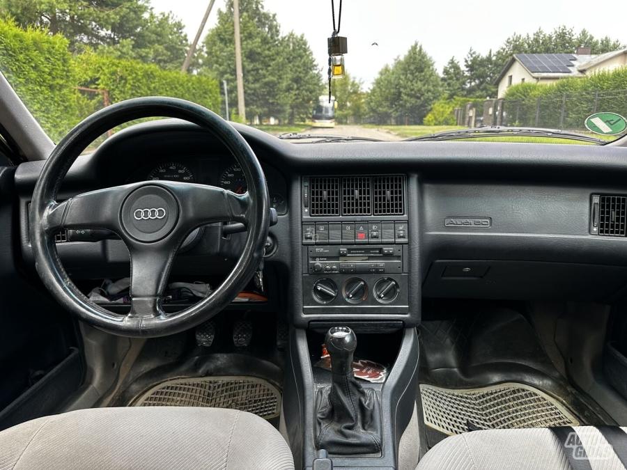 Audi 80 1992 Viļņa, ar dzinēja tilpumu 2.00 L un nobraukumu 189 tūkst. km par 1000 €, foto 10 vietnē AUTOMOTO.COM.LV