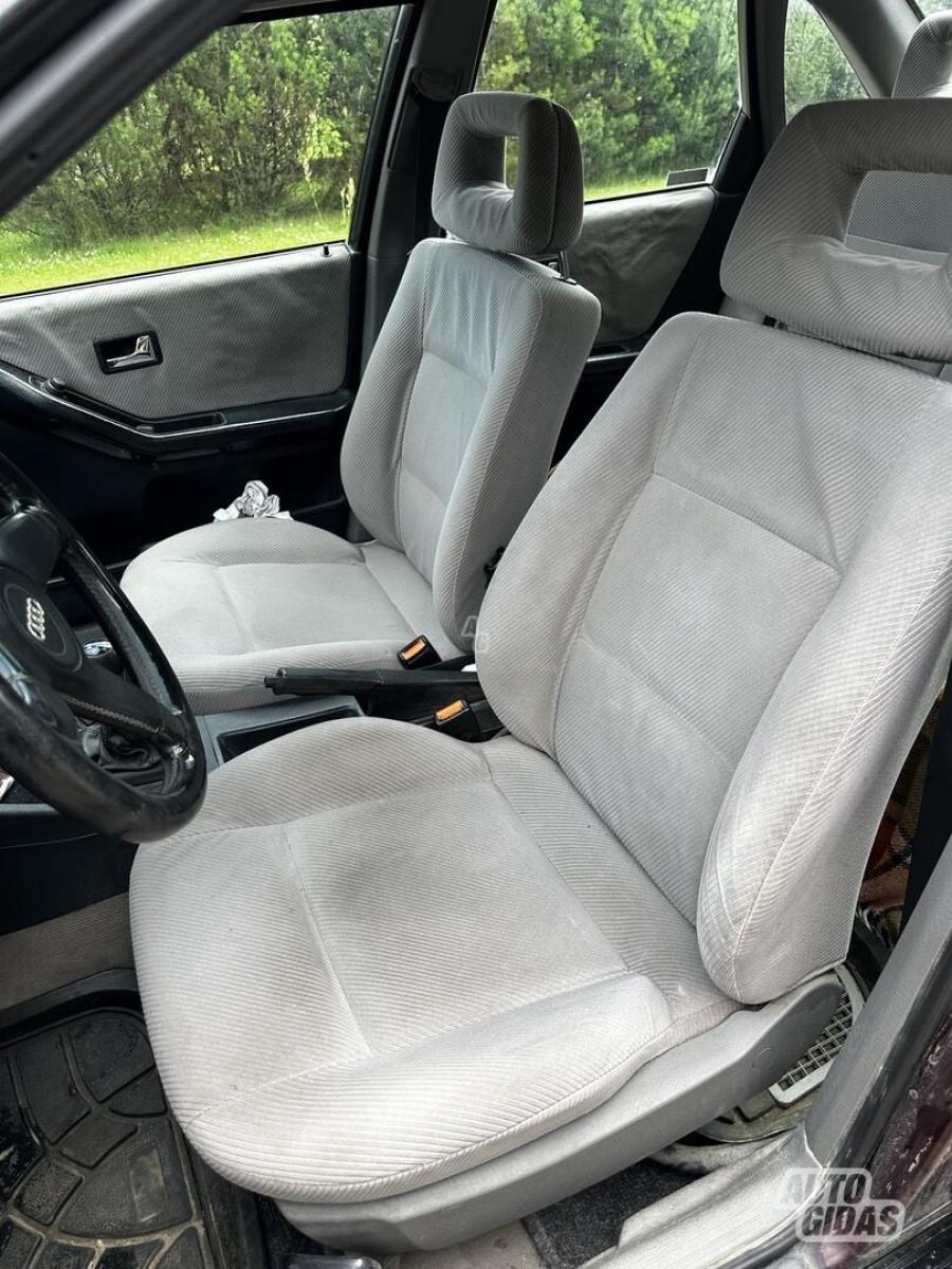 Audi 80 1992 Viļņa, ar dzinēja tilpumu 2.00 L un nobraukumu 189 tūkst. km par 1000 €, foto 11 vietnē AUTOMOTO.COM.LV