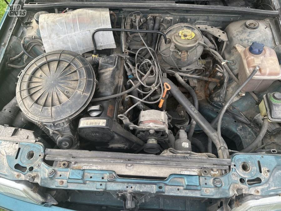 Audi 80 1992 in Vilnius, with an engine capacity of 2.00 L and mileage of 250 thousand km for 600 €, photo 3 on AUTOMOTO.COM.LV