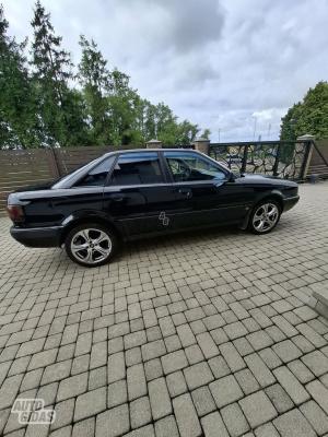 Ауди 80 1992 в Клайпеда, объемом двигателя 1.90 л и пробегом 250 тыс. км за 1000 €, фото 4 на AUTOMOTO.COM.LV