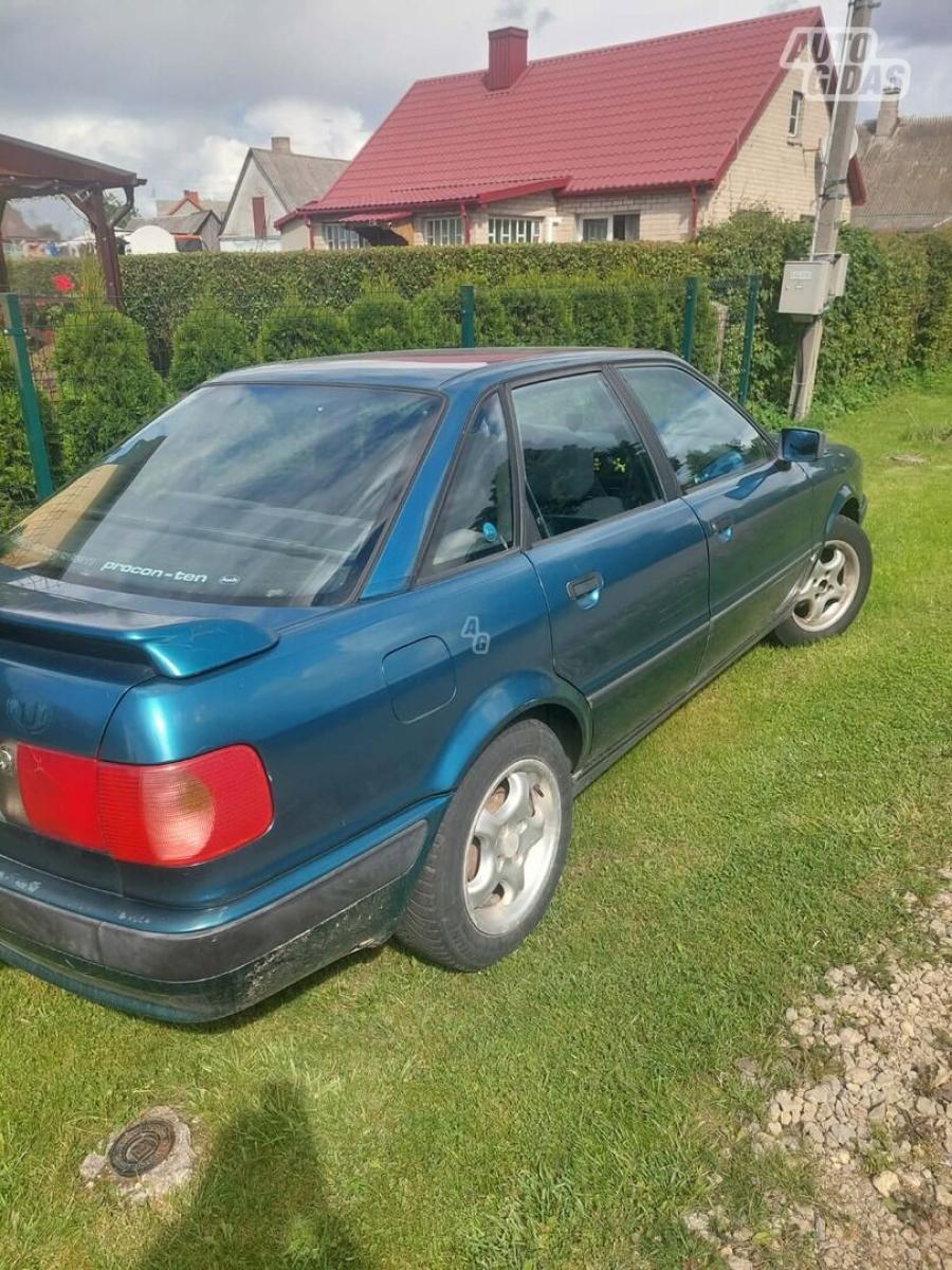 Audi 80 1992 Radviliškis, ar dzinēja tilpumu 2.00 L un nobraukumu 190 tūkst. km par 800 €, foto 3 vietnē AUTOMOTO.COM.LV
