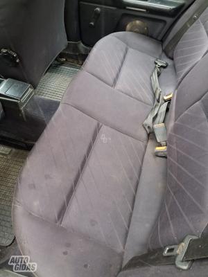 Audi 80 1992 in Vilnius, with an engine capacity of 2.00 L and mileage of 313 thousand km for 650 €, photo 10 on AUTOMOTO.COM.LV