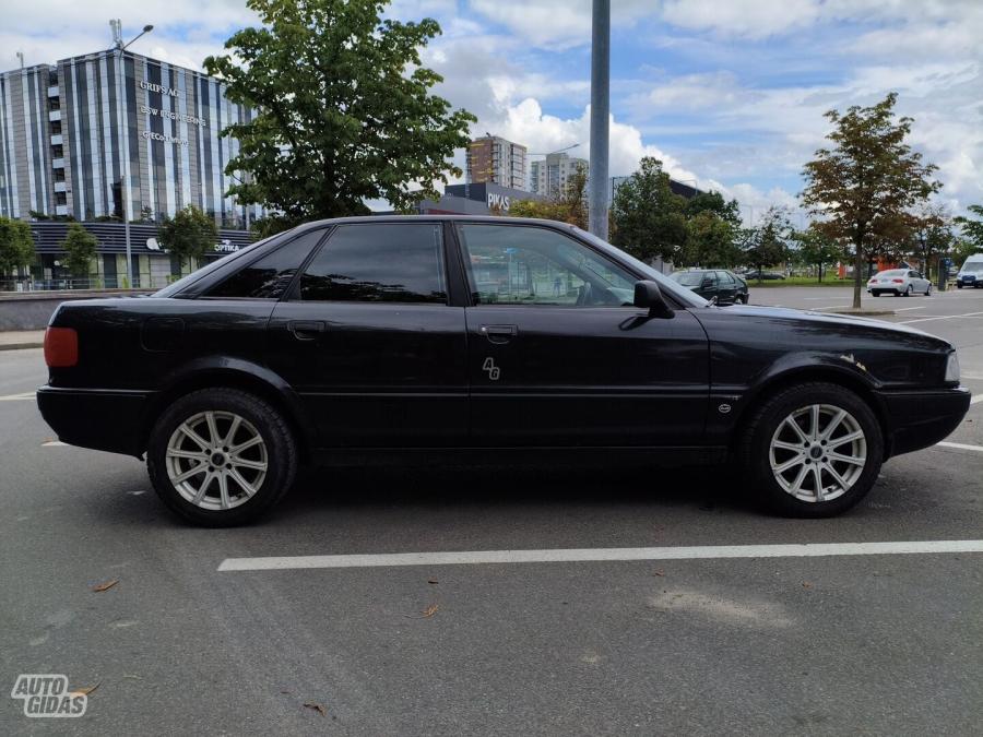 Audi 80 1993 Viļņa, ar dzinēja tilpumu 2.00 L un nobraukumu 145 tūkst. km par 1100 €, foto 3 vietnē AUTOMOTO.COM.LV