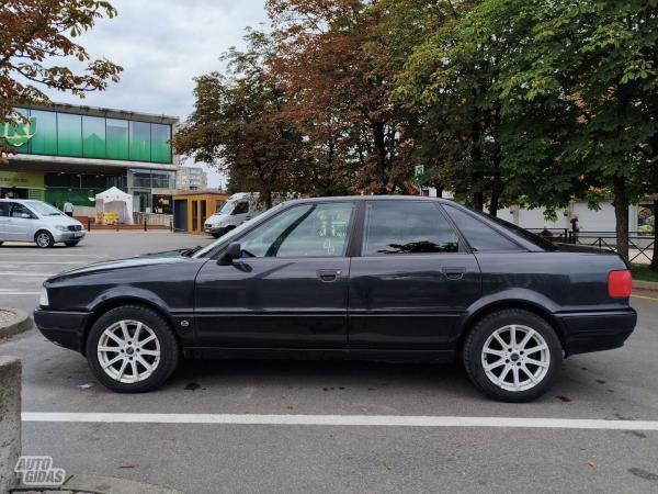 Audi 80 1993 Viļņa, ar dzinēja tilpumu 2.00 L un nobraukumu 145 tūkst. km par 1100 €, foto 4 vietnē AUTOMOTO.COM.LV