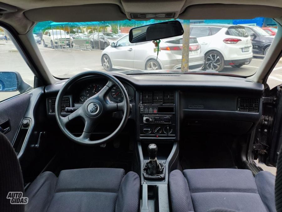 Audi 80 1993 Viļņa, ar dzinēja tilpumu 2.00 L un nobraukumu 145 tūkst. km par 1100 €, foto 7 vietnē AUTOMOTO.COM.LV