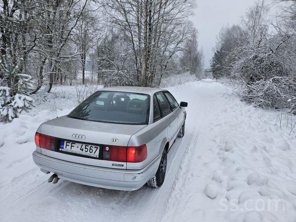 Audi 80 1994 Bauska, ar dzinēja tilpumu 1.90 L un nobraukumu 336 tūkst. km par 1100 €, foto 4 vietnē AUTOMOTO.COM.LV