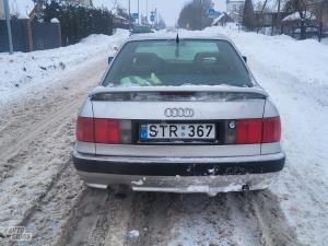 Audi 80 1994 in Radviliskis, with an engine capacity of 2.00 L and mileage of 248 thousand km for 850 €, photo 5 on AUTOMOTO.COM.LV