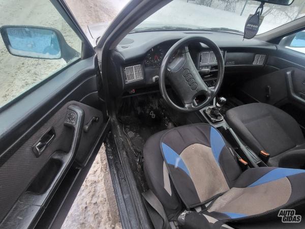 Audi 80 1994 Radviliškis, ar dzinēja tilpumu 2.00 L un nobraukumu 248 tūkst. km par 850 €, foto 9 vietnē AUTOMOTO.COM.LV
