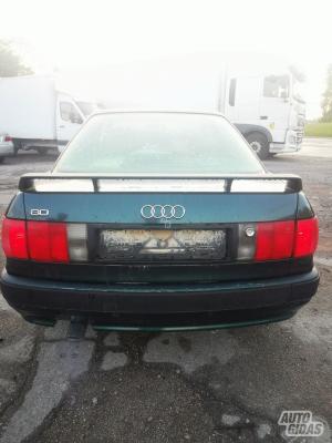 Audi 80 1994 in Kaunas, with an engine capacity of 2.00 L and mileage of 298 thousand km for 680 €, photo 6 on AUTOMOTO.COM.LV
