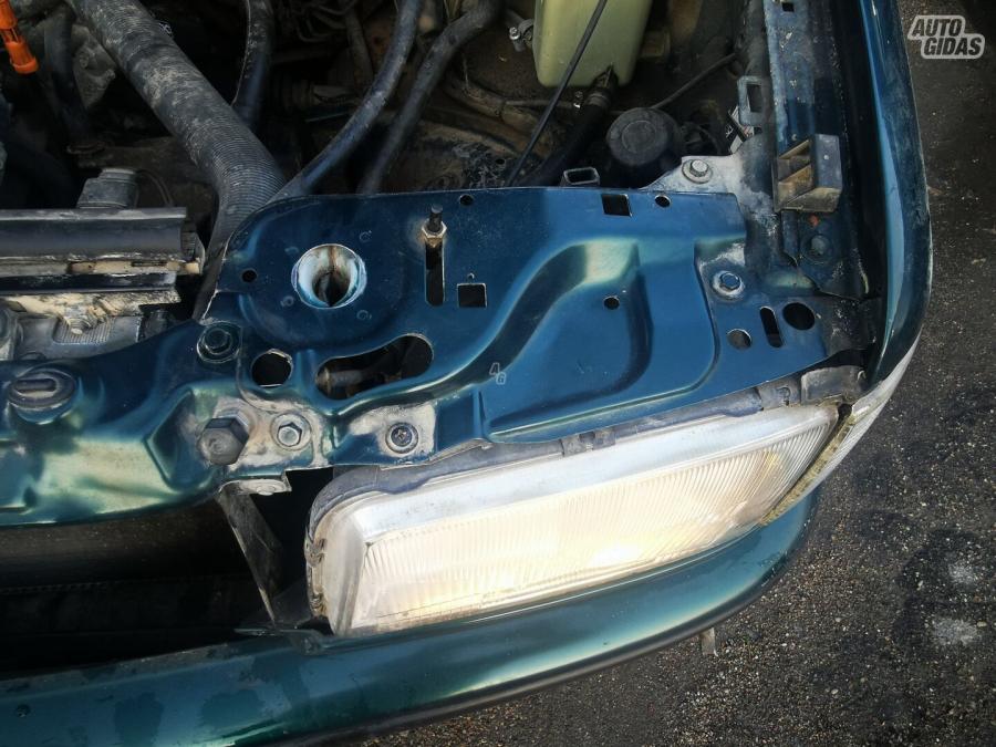 Audi 80 1994 in Kaunas, with an engine capacity of 2.00 L and mileage of 298 thousand km for 680 €, photo 11 on AUTOMOTO.COM.LV