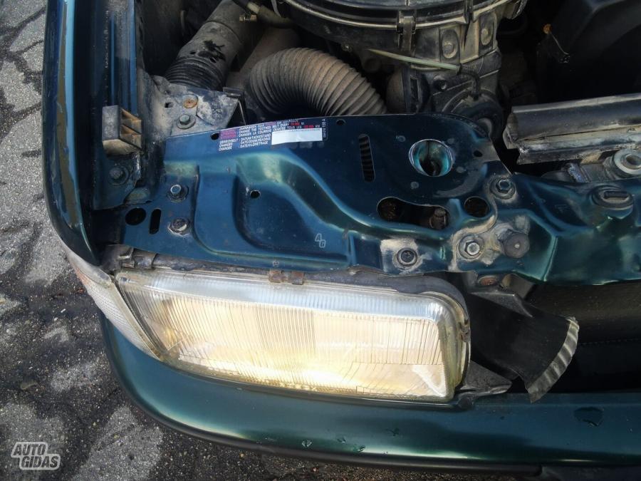 Audi 80 1994 in Kaunas, with an engine capacity of 2.00 L and mileage of 298 thousand km for 680 €, photo 12 on AUTOMOTO.COM.LV
