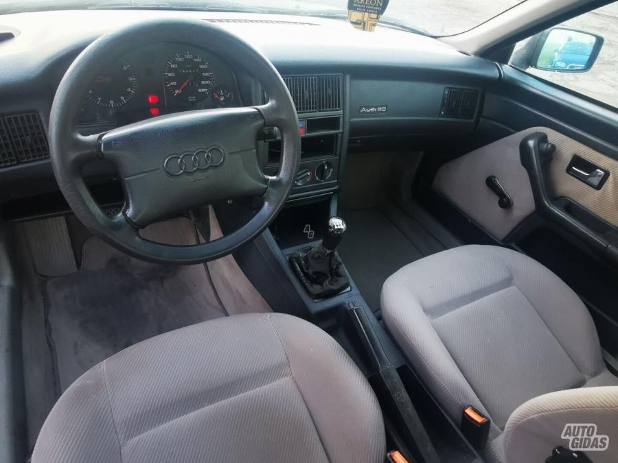 Audi 80 1994 in Kaunas, with an engine capacity of 2.00 L and mileage of 298 thousand km for 680 €, photo 16 on AUTOMOTO.COM.LV
