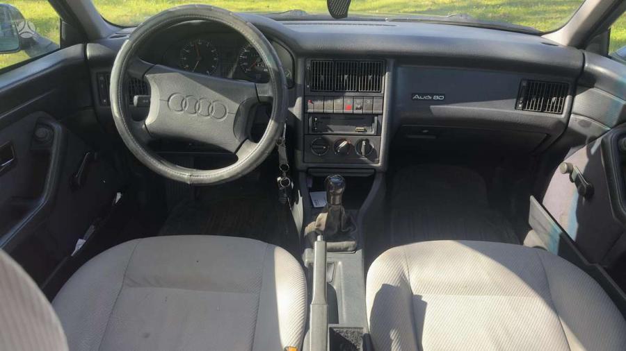 Audi 80 1994 Viļņa, ar dzinēja tilpumu 1.90 L un nobraukumu 224 tūkst. km par 1200 €, foto 9 vietnē AUTOMOTO.COM.LV