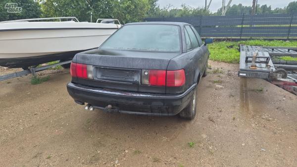 Audi 80 1994 Jurbarkas, ar dzinēja tilpumu 1.90 L un nobraukumu 239 tūkst. km par 350 €, foto 3 vietnē AUTOMOTO.COM.LV