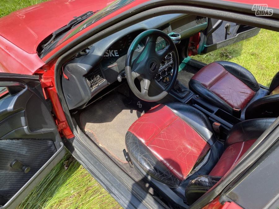 Audi 80 1993 in Ignalina, with an engine capacity of 1.90 L and mileage of 328 thousand km for 500 €, photo 8 on AUTOMOTO.COM.LV