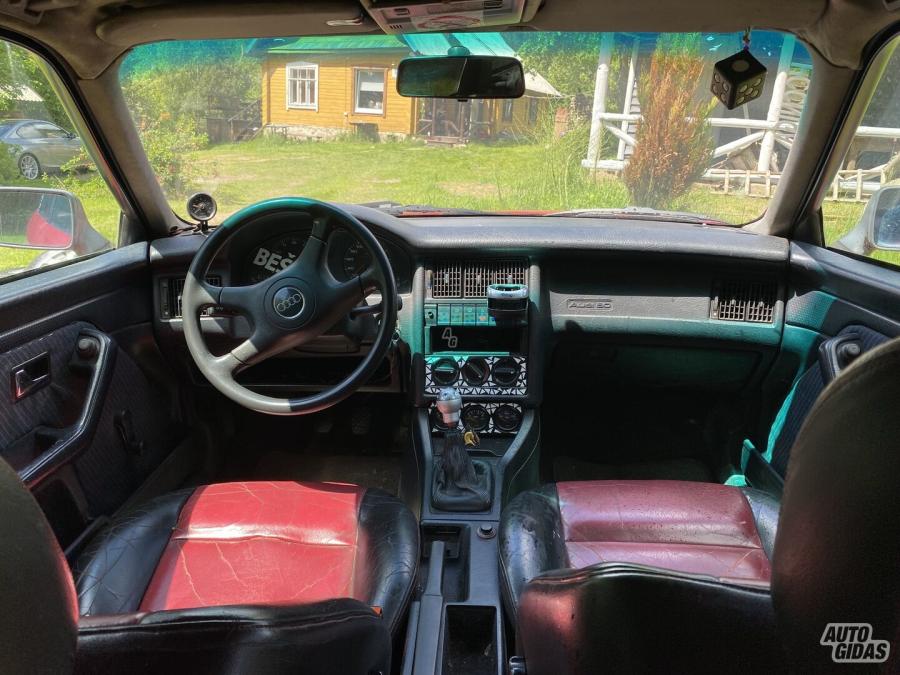 Audi 80 1993 in Ignalina, with an engine capacity of 1.90 L and mileage of 328 thousand km for 500 €, photo 10 on AUTOMOTO.COM.LV