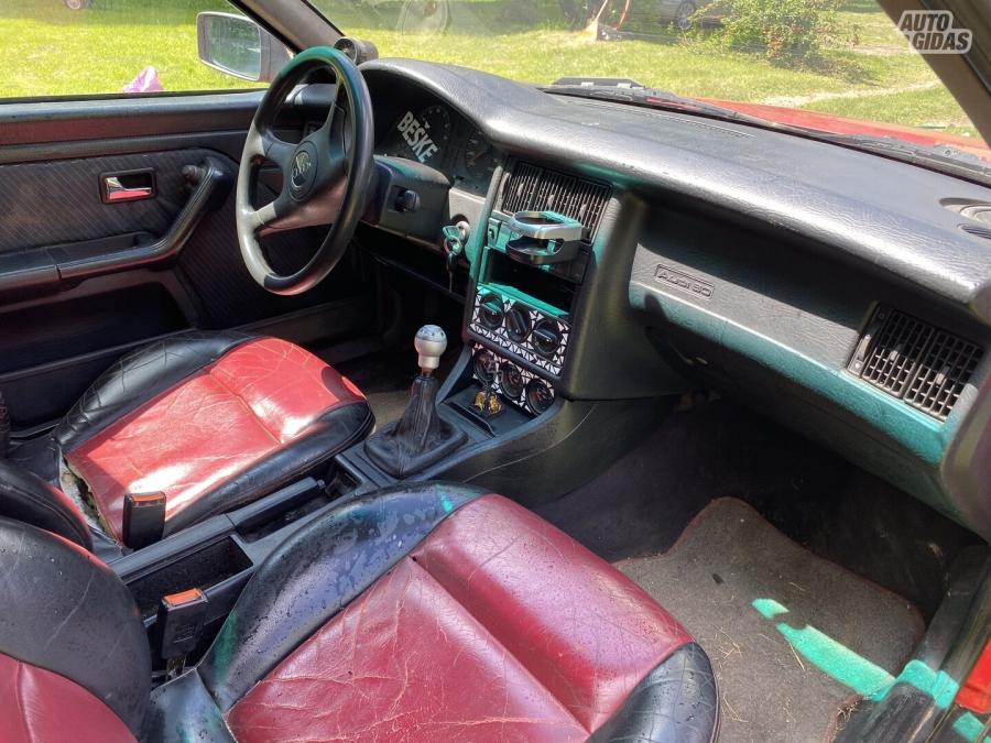 Audi 80 1993 in Ignalina, with an engine capacity of 1.90 L and mileage of 328 thousand km for 500 €, photo 12 on AUTOMOTO.COM.LV
