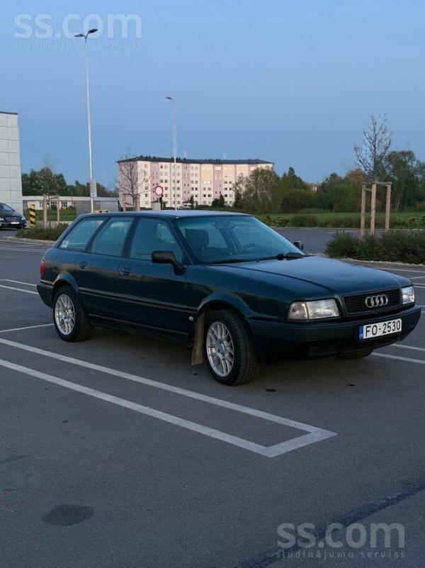 Audi 80 1993 in Preili, with an engine capacity of 2.00 L and mileage of 266 thousand km for 1000 €, photo 3 on AUTOMOTO.COM.LV
