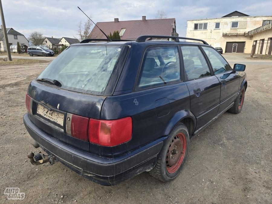 Audi 80 1994 Jurbarkas, ar dzinēja tilpumu 2.00 L un nobraukumu 260 tūkst. km par 600 €, foto 4 vietnē AUTOMOTO.COM.LV