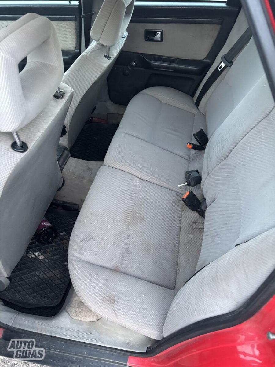 Audi 80 1995 Joniškis, ar dzinēja tilpumu 2.00 L un nobraukumu 30 tūkst. km par 555 €, foto 14 vietnē AUTOMOTO.COM.LV