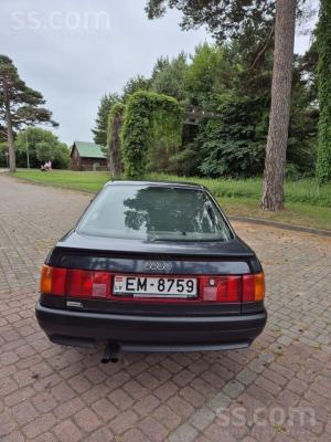 Violets Audi 80 1991 Ventspils, ar dzinēja tilpumu 1.60 L un nobraukumu 350 tūkst. km par 1200 €, foto 3 vietnē AUTOMOTO.COM.LV