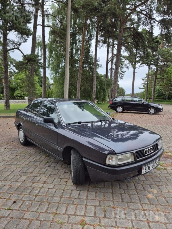 Violet Audi 80 1991 in Ventspils, with an engine capacity of 1.60 L and mileage of 350 thousand km for 1200 €, photo 3 on AUTOMOTO.COM.LV