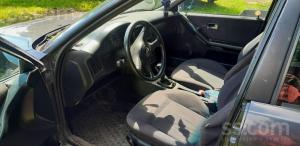 Violets Audi 80 1993 Rēzekne, ar dzinēja tilpumu 1.90 L un nobraukumu 200 tūkst. km par 600 €, foto 4 vietnē AUTOMOTO.COM.LV