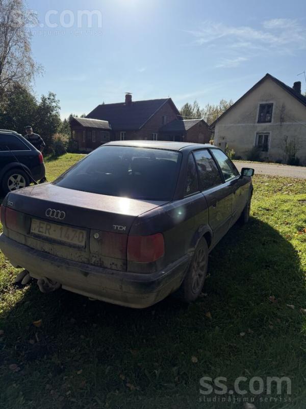 Ауди 80 1994 в Цесис на AUTOMOTO.COM.LV Фиолетовый Ауди 80 1994 в Цесис, объемом двигателя 1.90 л и пробегом 0 тыс. км за 350 €, фото 4 на AUTOMOTO.COM.LV
