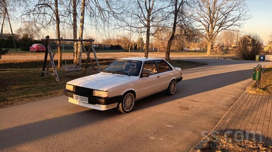 Белый Ауди 80 1986 в Елгава, объемом двигателя 1.30 л и пробегом 275 тыс. км за 3500 €, фото 1 на AUTOMOTO.COM.LV