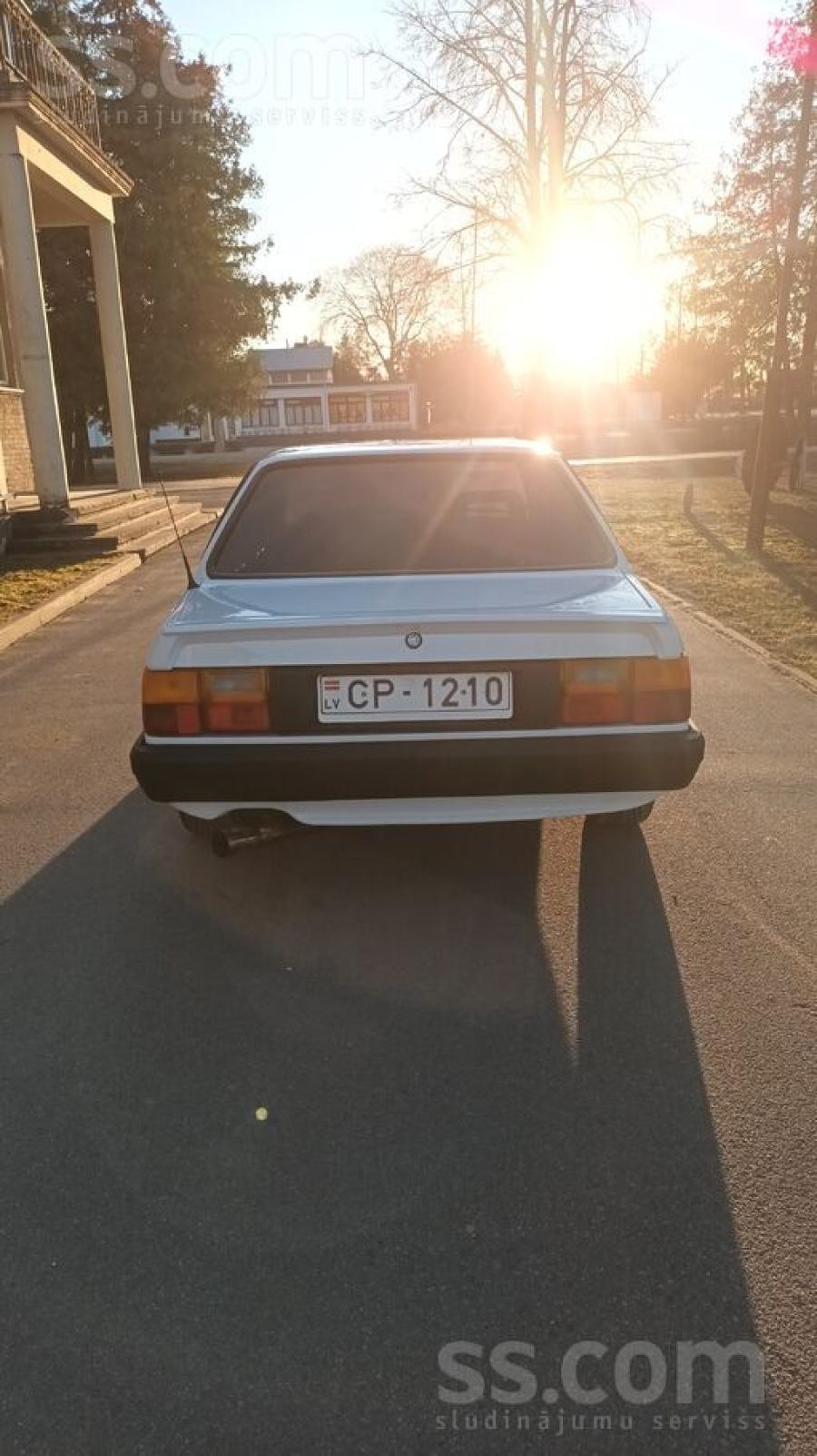 Белый Ауди 80 1986 в Елгава, объемом двигателя 1.30 л и пробегом 275 тыс. км за 3500 €, фото 7 на AUTOMOTO.COM.LV