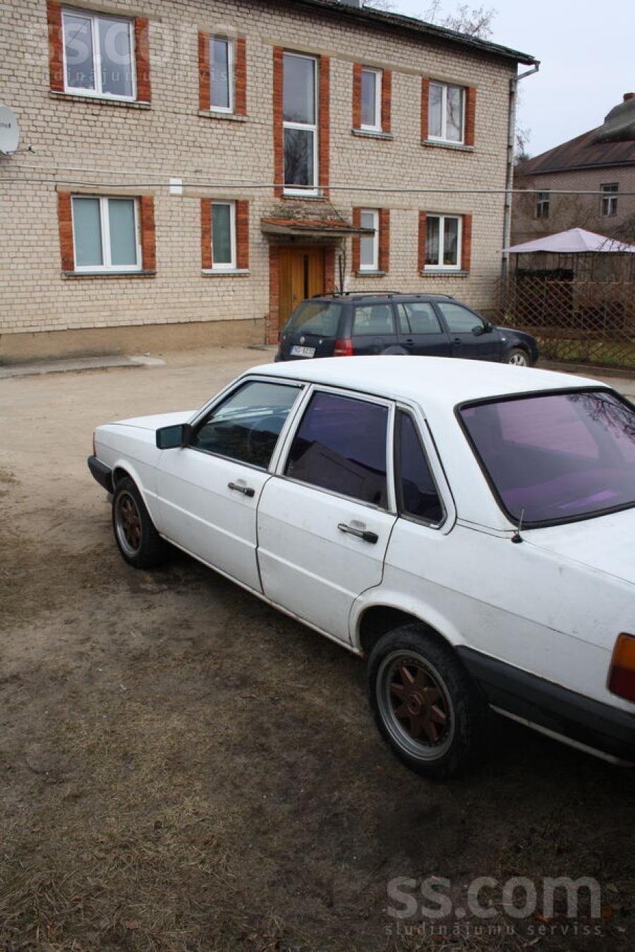 White Audi 80 1985 in Valmiera, with an engine capacity of 1.80 L and mileage of 0 thousand km for 900 €, photo 4 on AUTOMOTO.COM.LV