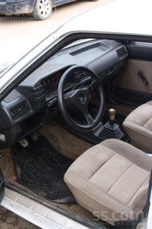 White Audi 80 1985 in Valmiera, with an engine capacity of 1.80 L and mileage of 0 thousand km for 900 €, photo 5 on AUTOMOTO.COM.LV