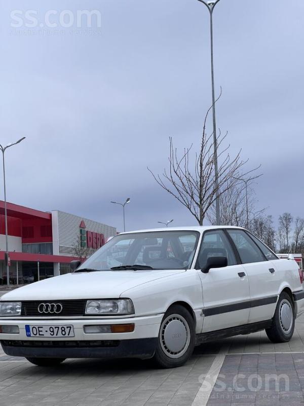 Balts Audi 80 1987 Rīga, ar dzinēja tilpumu 1.80 L un nobraukumu 297 tūkst. km par 1400 €, foto 1 vietnē AUTOMOTO.COM.LV